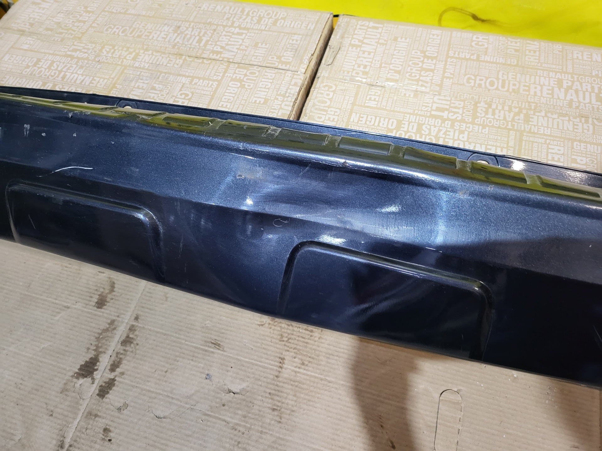 Рено Доккер бампер задний оригинал 850222638R №У837