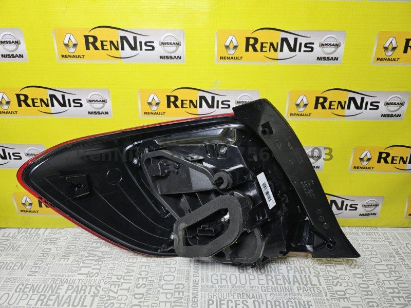 Рено Сандеро II Renault Sandero SW 2015г