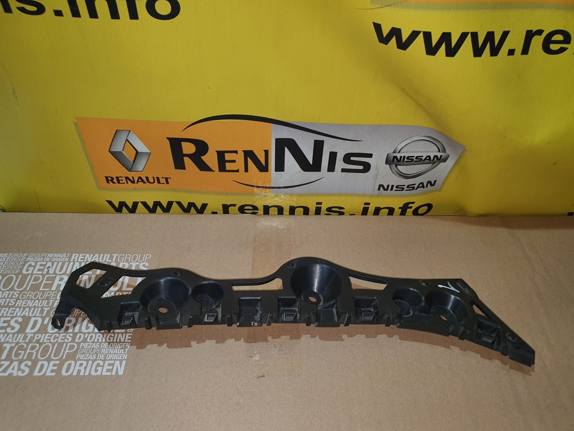 Рено Сандеро II Renault Sandero SW 2015г