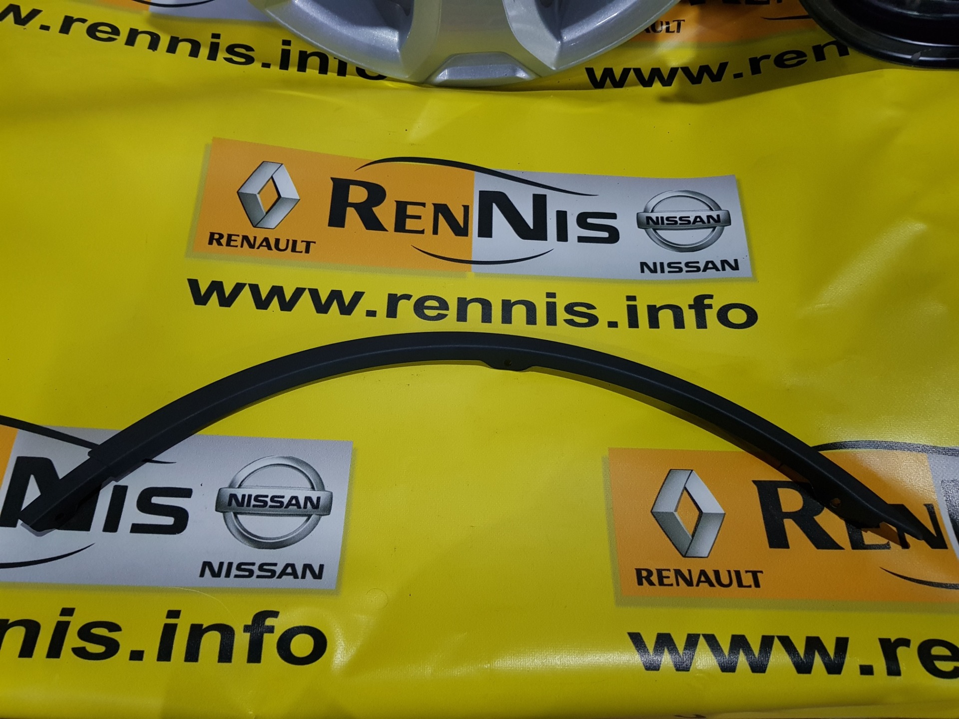 Лада Ларгус диффузор с вентилятором в сборе новый аналог 214815057R