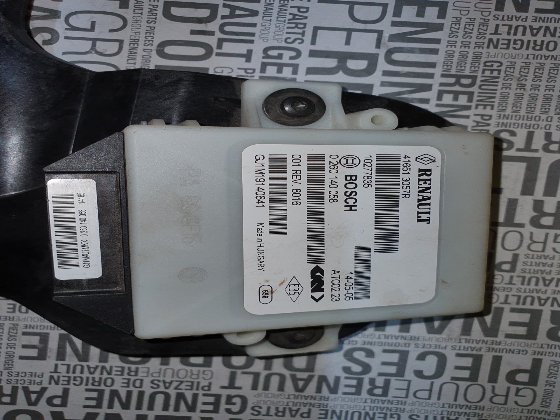 Рено Дастер 2 2021 NEW катафот левый НОВЫЙ оригинал 265855178R